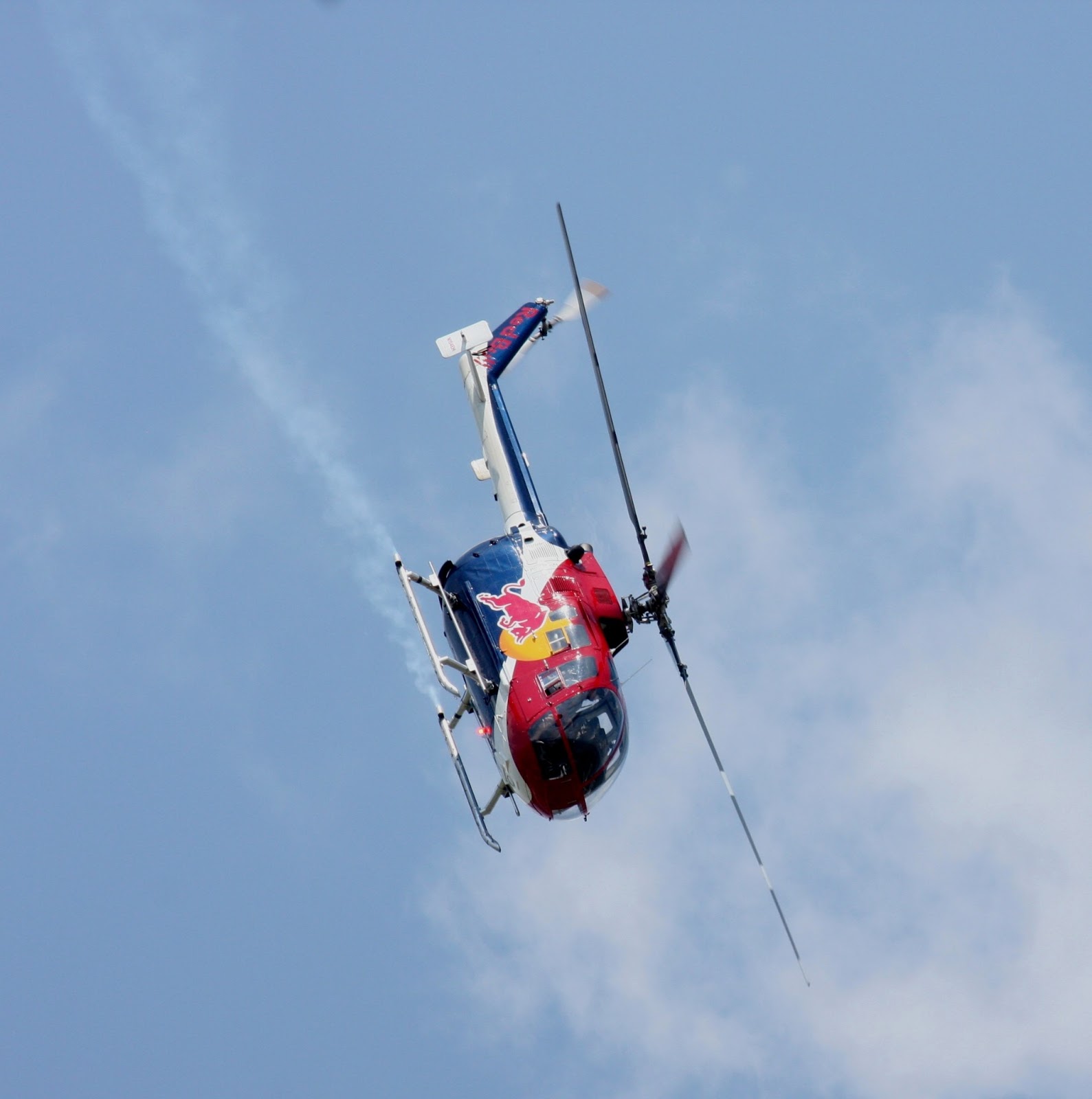 The Aero Experience: Chuck Aaron Puts the Red Bull Helicopter Through ...