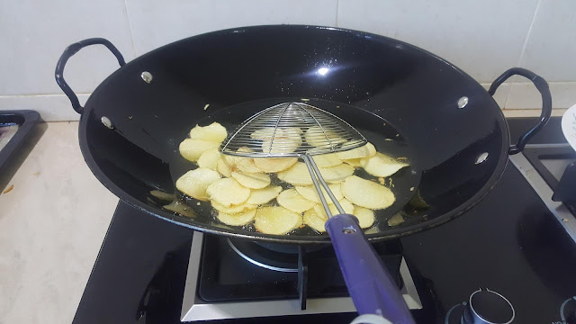 CRISPY ARROWHEAD CHIPS