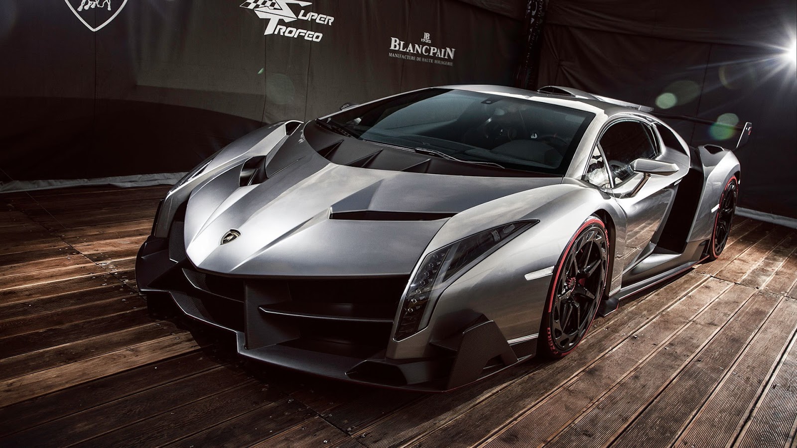 Lamborghini Veneo Roadster