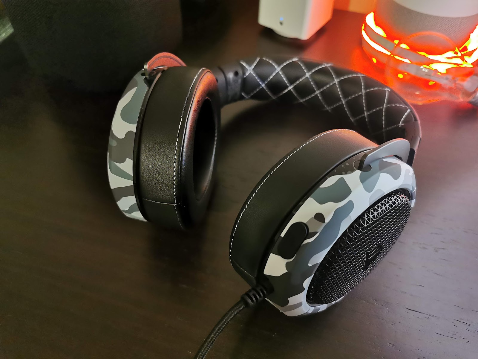 Análise headphones Corsair HS60 Haptic | Aberto até de Madrugada