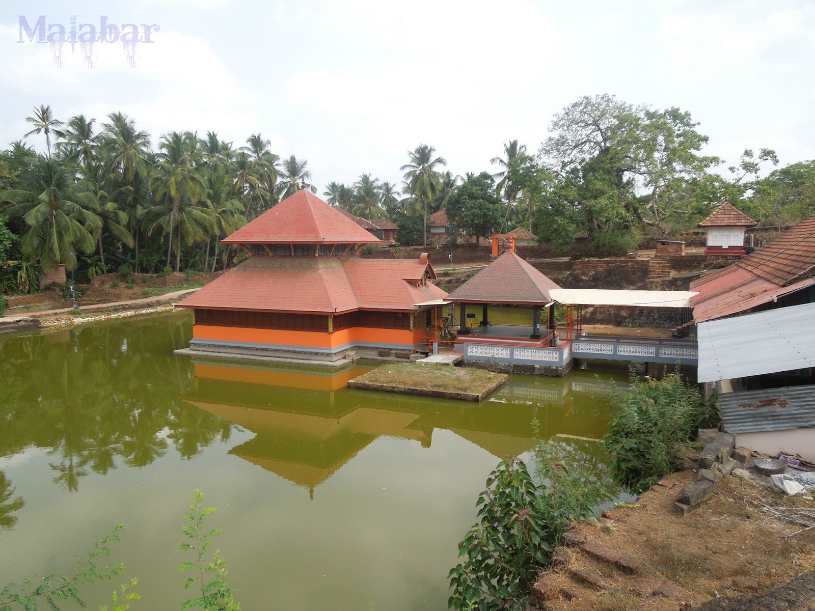 * MALABAR *: Sri Ananthapuram Ananthapathmanabha Swamy Temple, Kasargod