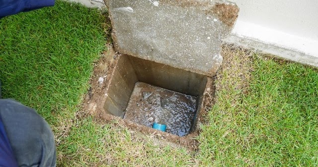 Bootstrap Business: 5 Signs You Need a Sewer Line Cleanout And What To ...