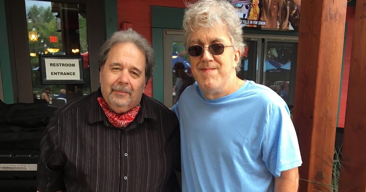 JOHNGY'S BEAT: Robert Kramer of Double Treble Dueling Pianos