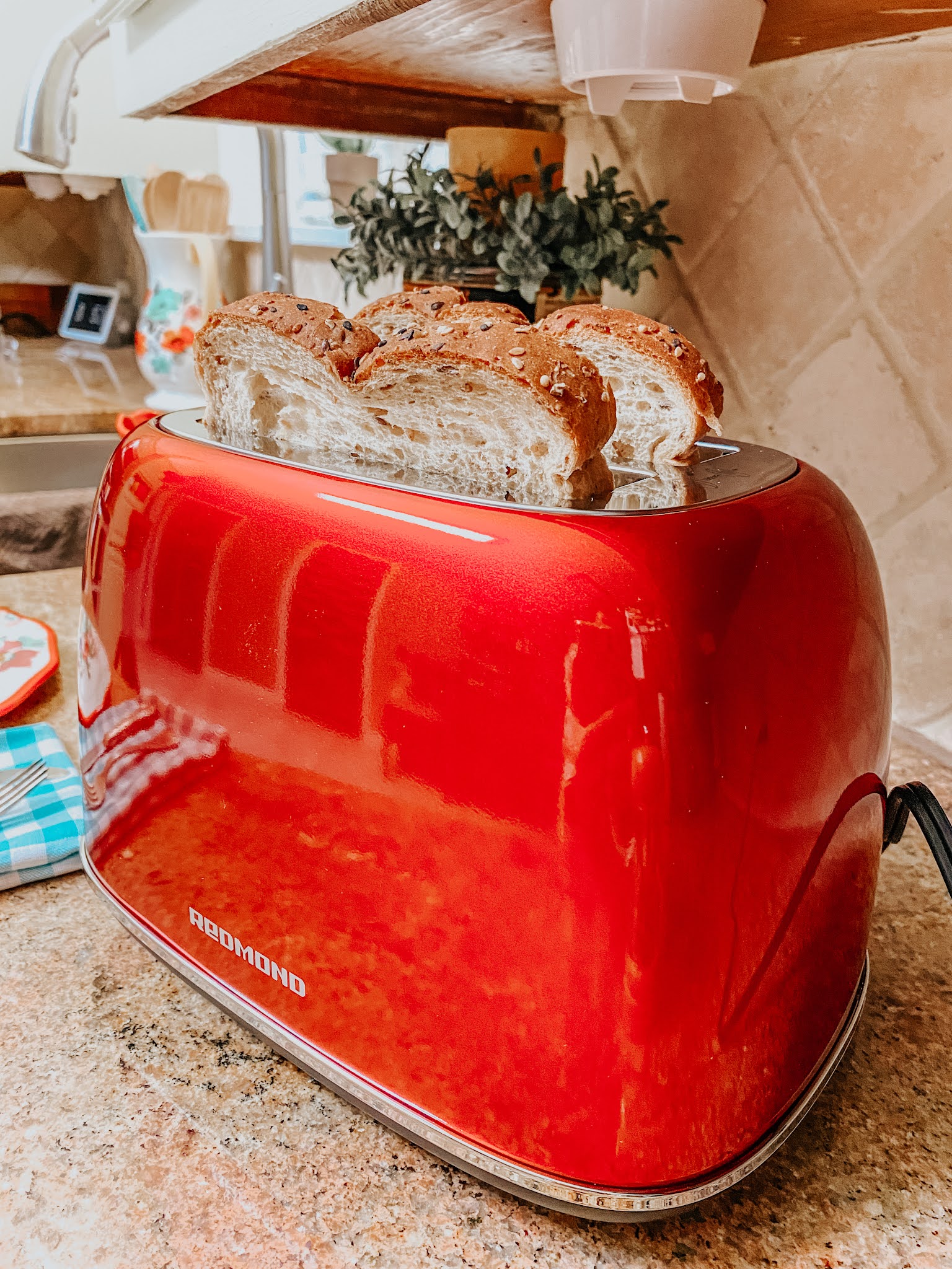 Clover House: Retro Kitchen Appliances - My New Red Toaster