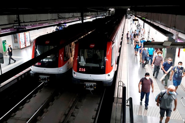El Tranvía 48: 25 años de la (re)inauguración de la L2 de metro (1995-2020)