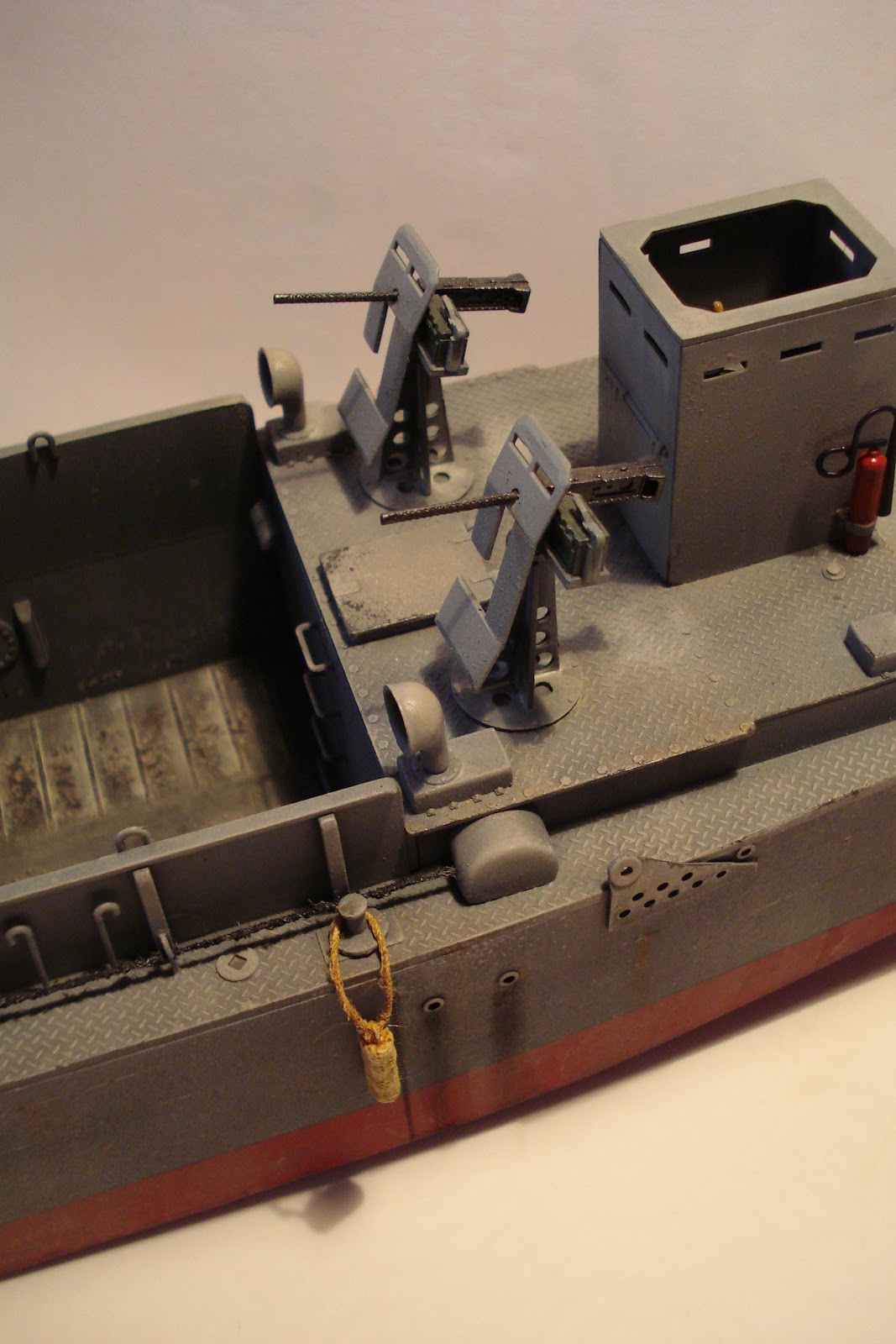 Size's military scale models: LCM 3 Vehicle Landing Craft