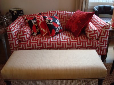 * T h e * V i s u a l * V a m p *: The Geometric Print Couch