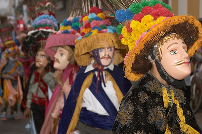 Papá está como loco: El Güegüense