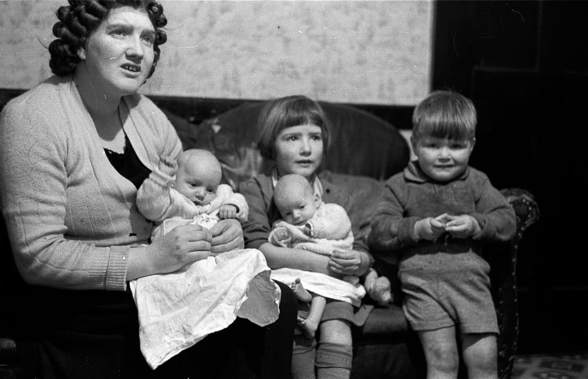 Babies, Babies, and More Babies: Historical Photos From the 1940s and ...