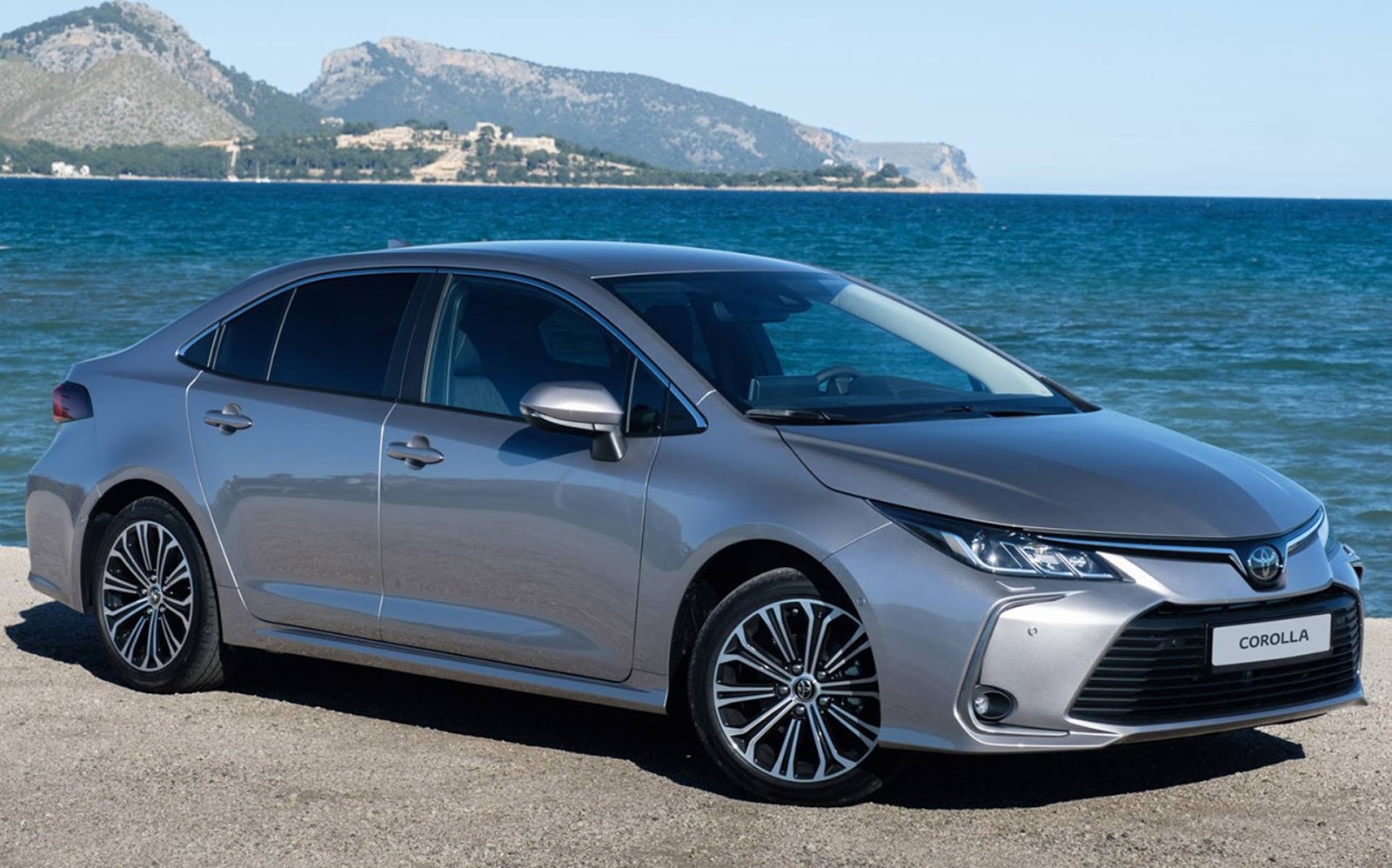 Toyota Corolla 2020 terá nova central multimídia e o Safety Sense com ...
