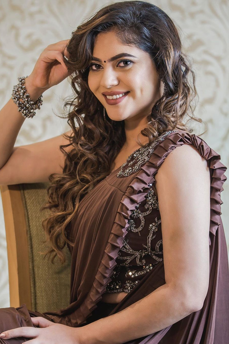 Bigg Boss Tamil fame Sherin Shringar Beautiful photoshoot