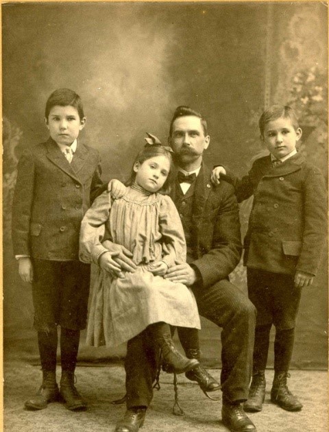 Russell Ramblings: Context and Facts – The Louis Russell Story Revisited