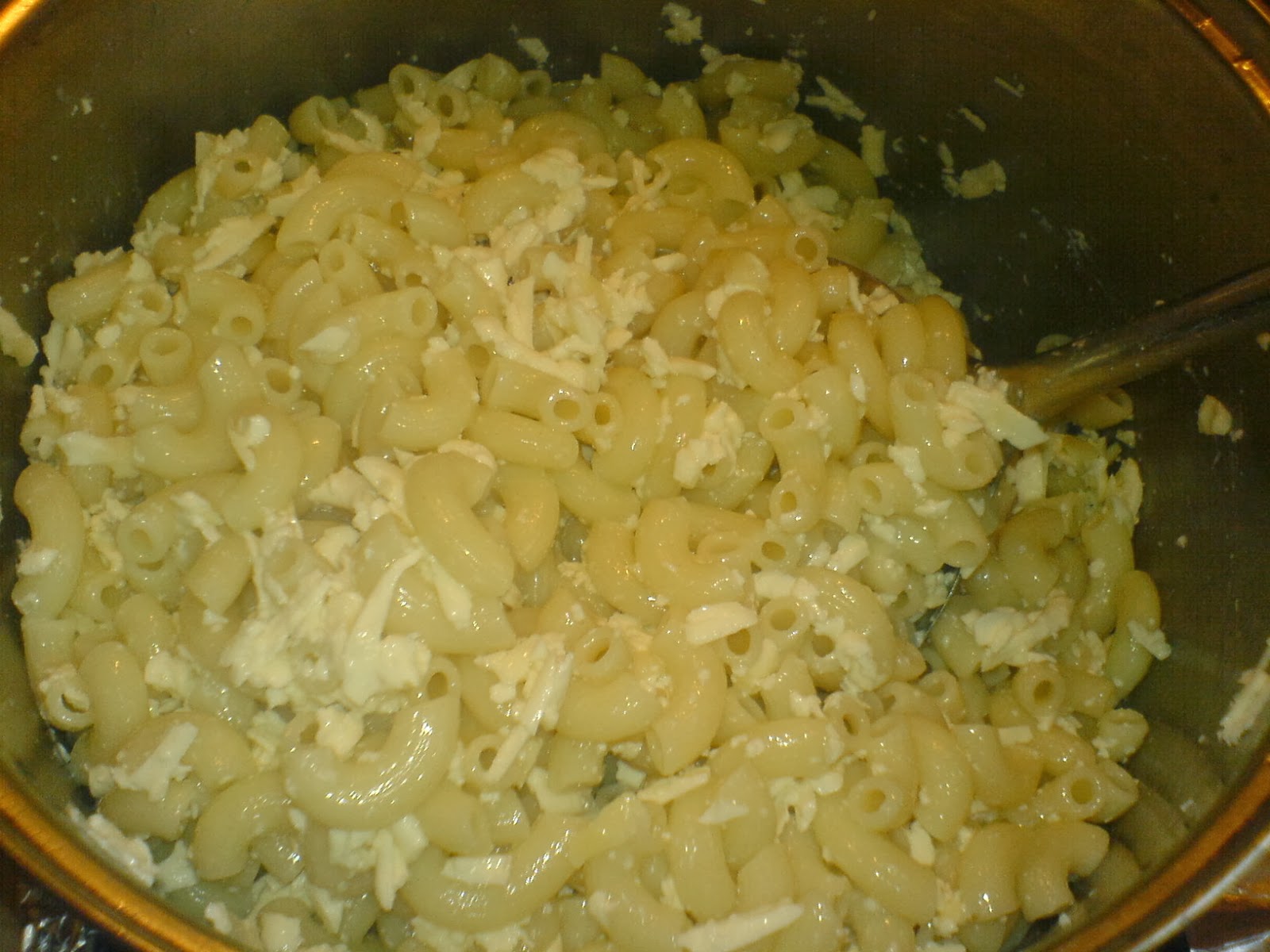 Macaroane cu branza | Preparatedevis.ro