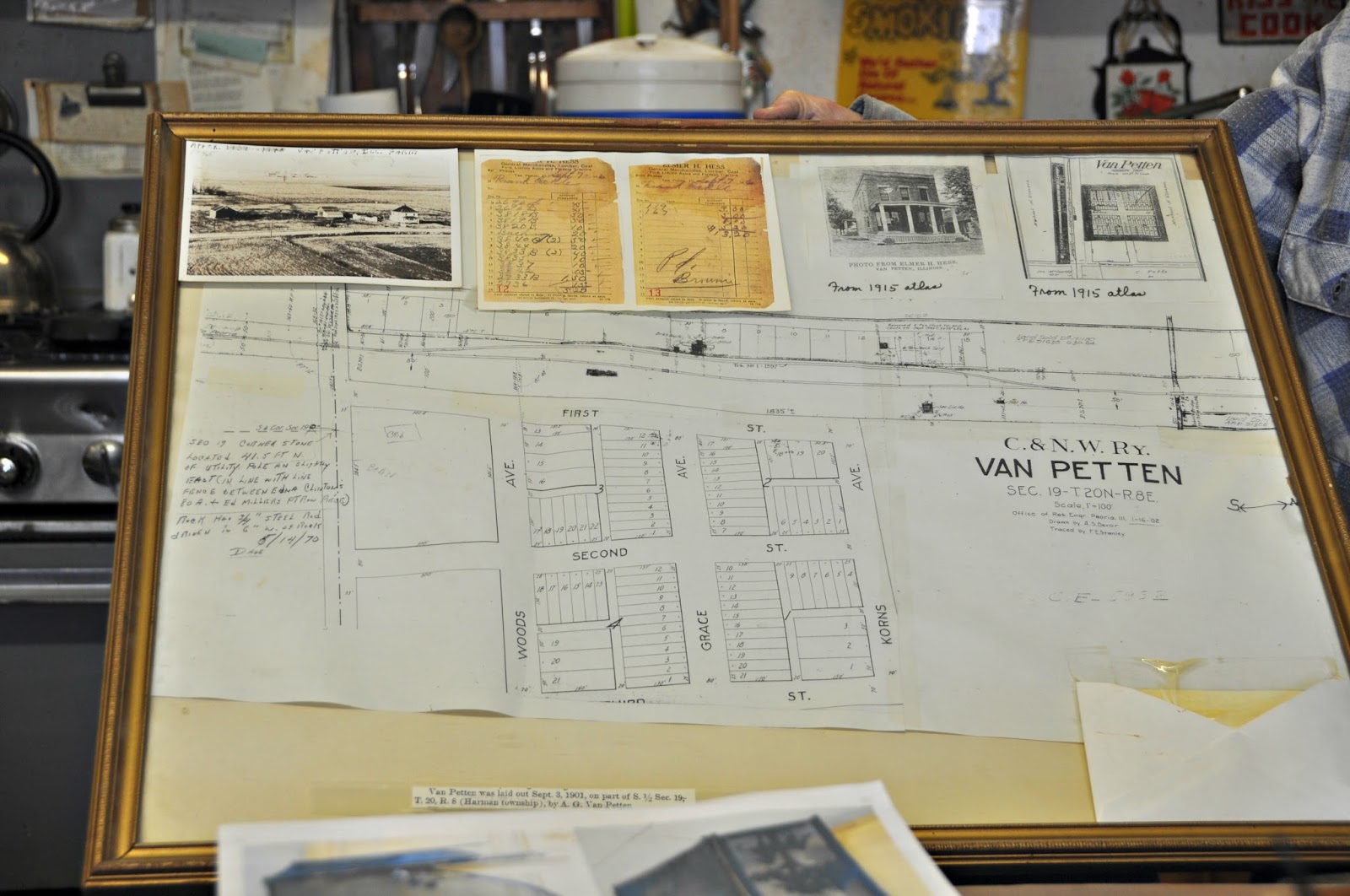 Off the Beaten Path in Illinois: Who's heard about Van Petten Illinois?