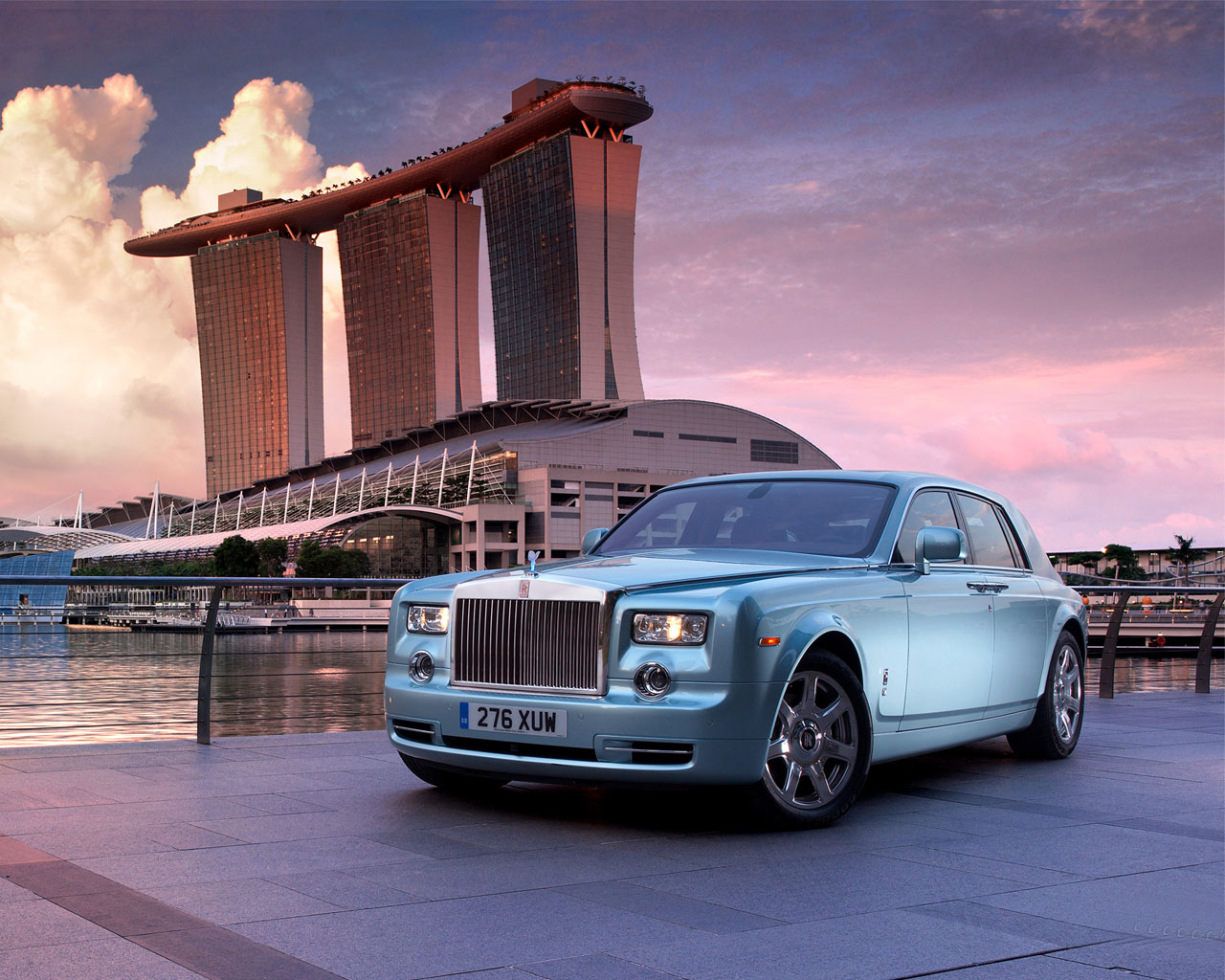 Rolls-Royce Motors 2012 | HQ