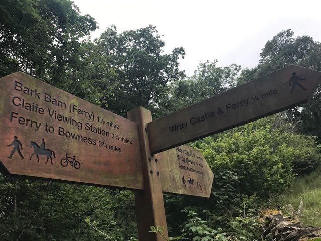 Lakes Single Mum: A walk from Wray Castle along Windermere