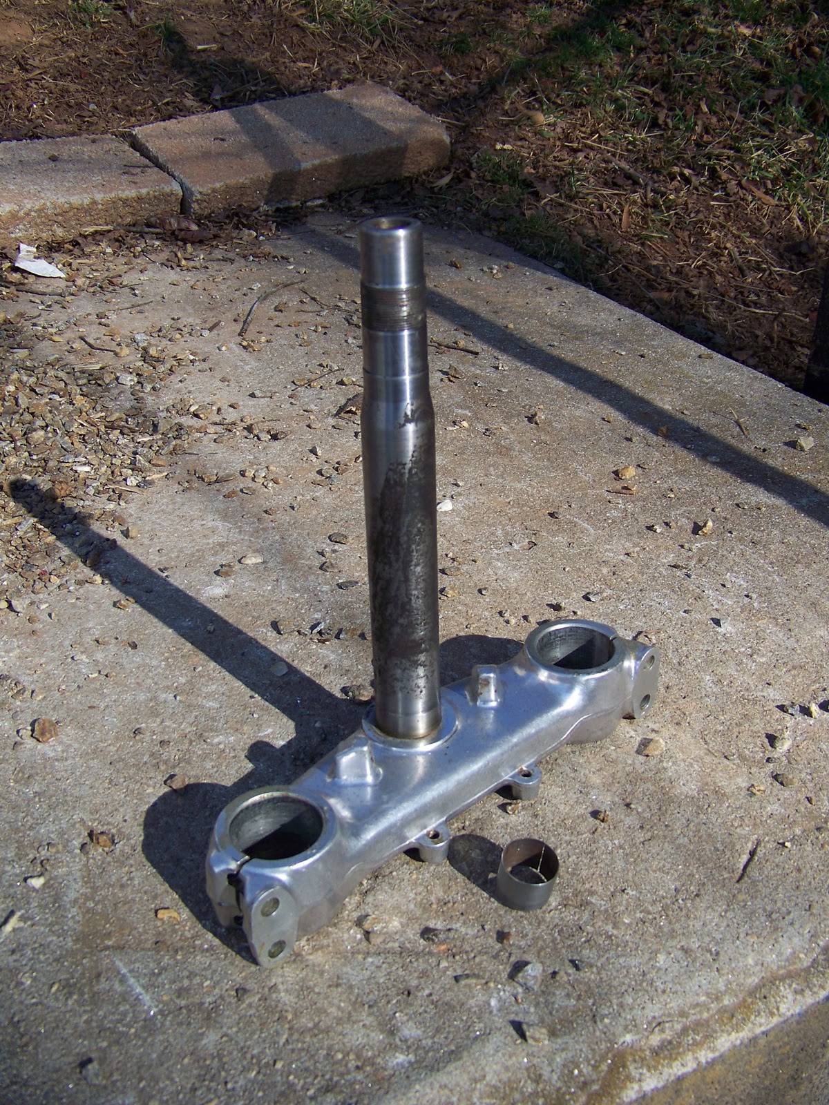 Hugh's HandBuilt: Custom Trees - XS650 Goes Honda XR250!