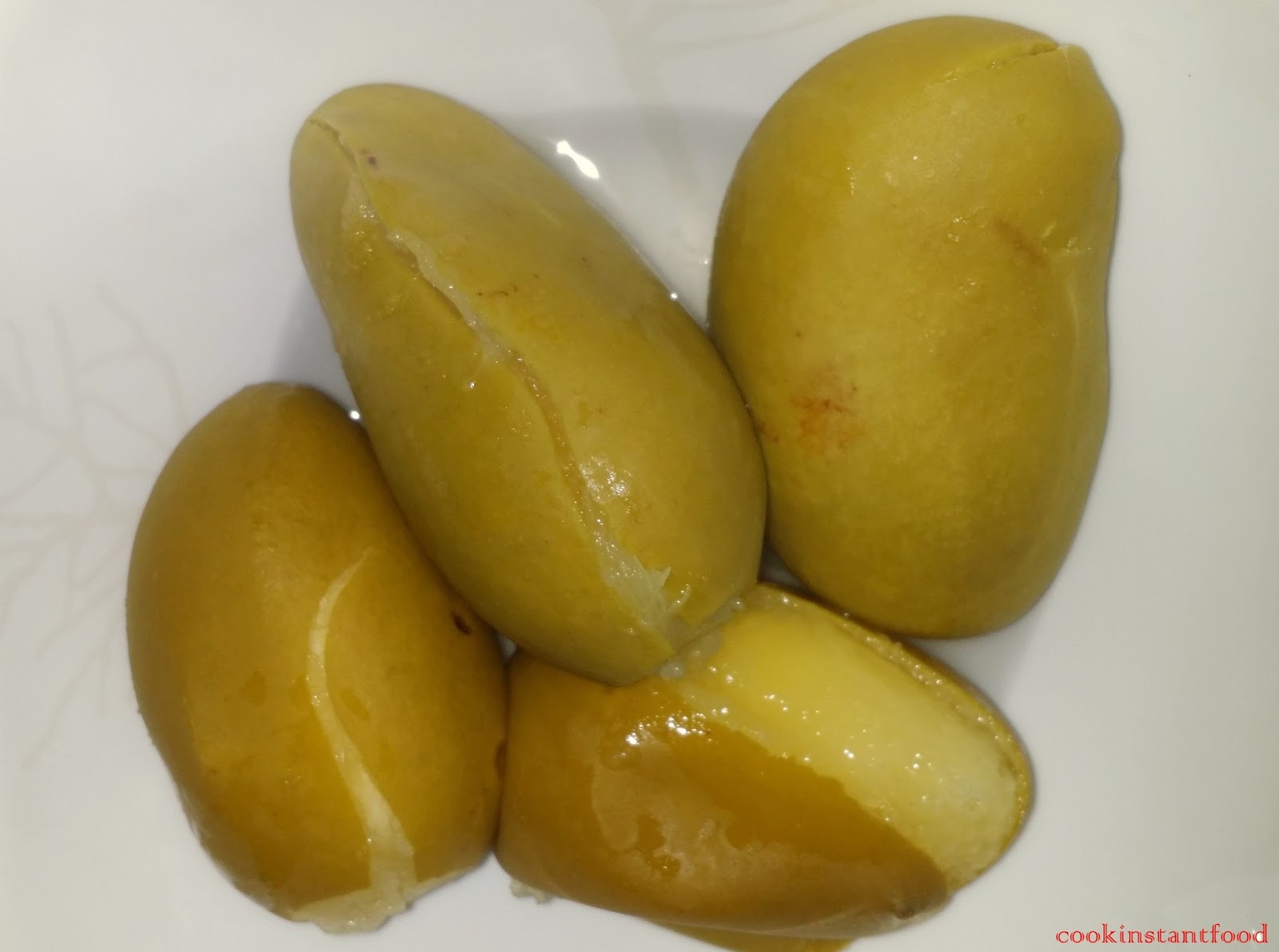 Mocktail and smoothies: Green mango drink