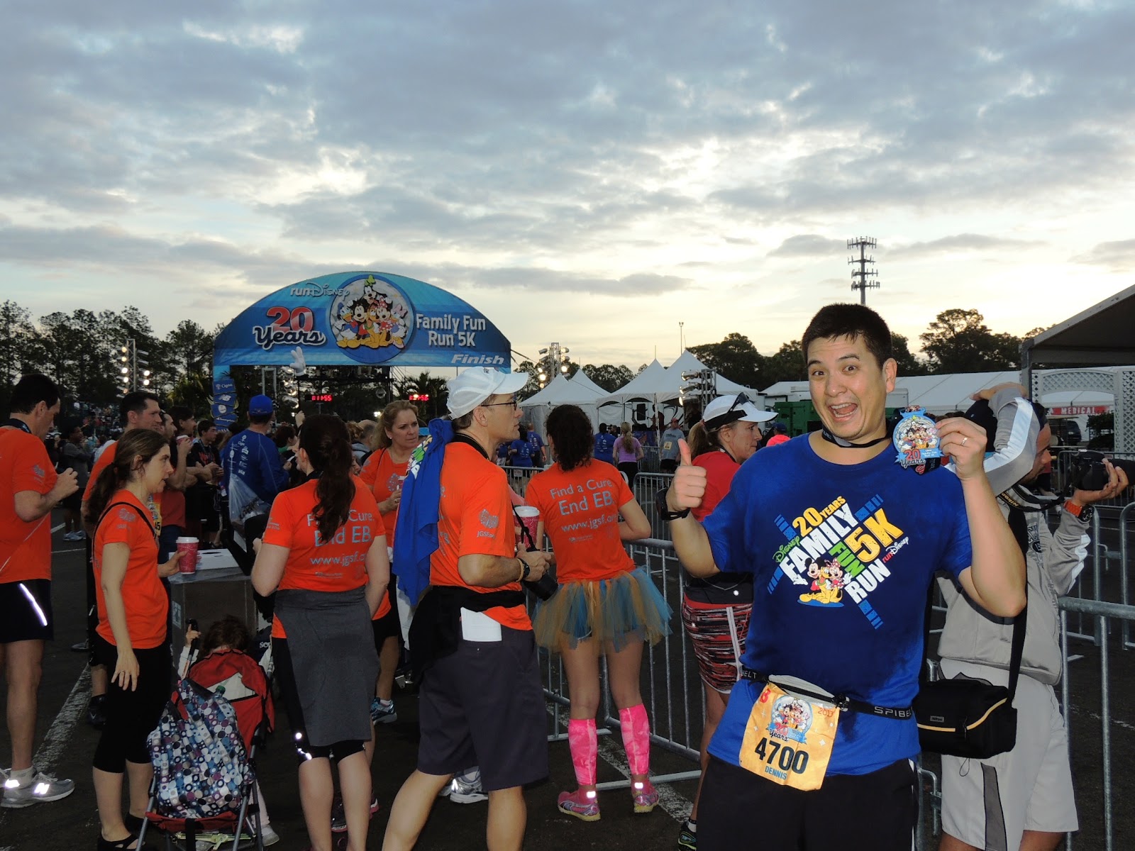 RUNNING FATBOY: Disney Family Fun Run 5km (Dopey Race Part 1)