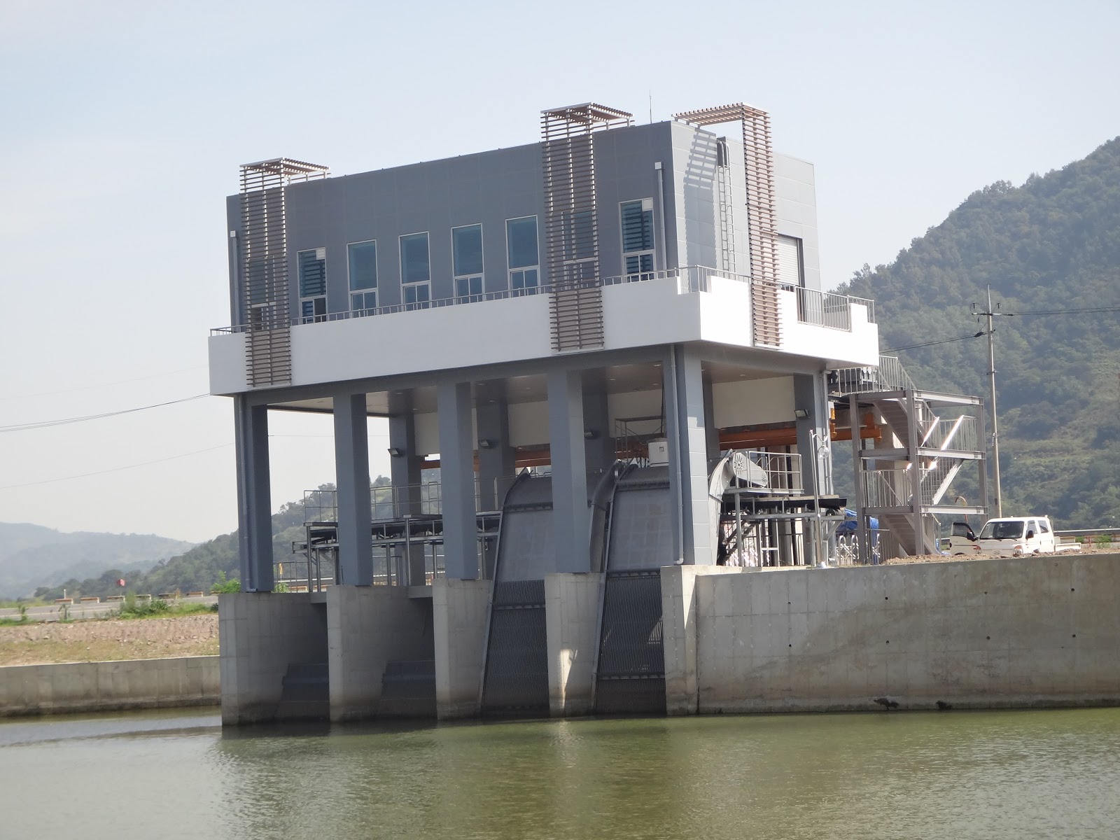 HASUH PUMP GATE: HASUH Pump Gate®, completed in Shingeum-ri, Okgok ...