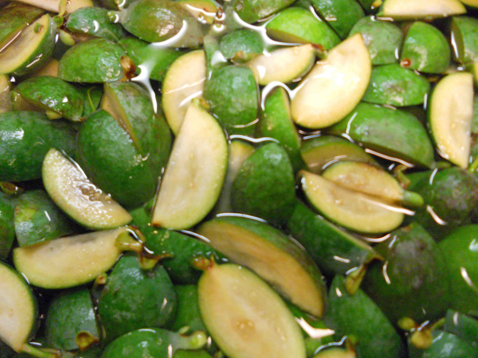 Avanti Cafe Musings: Guava Jellin'