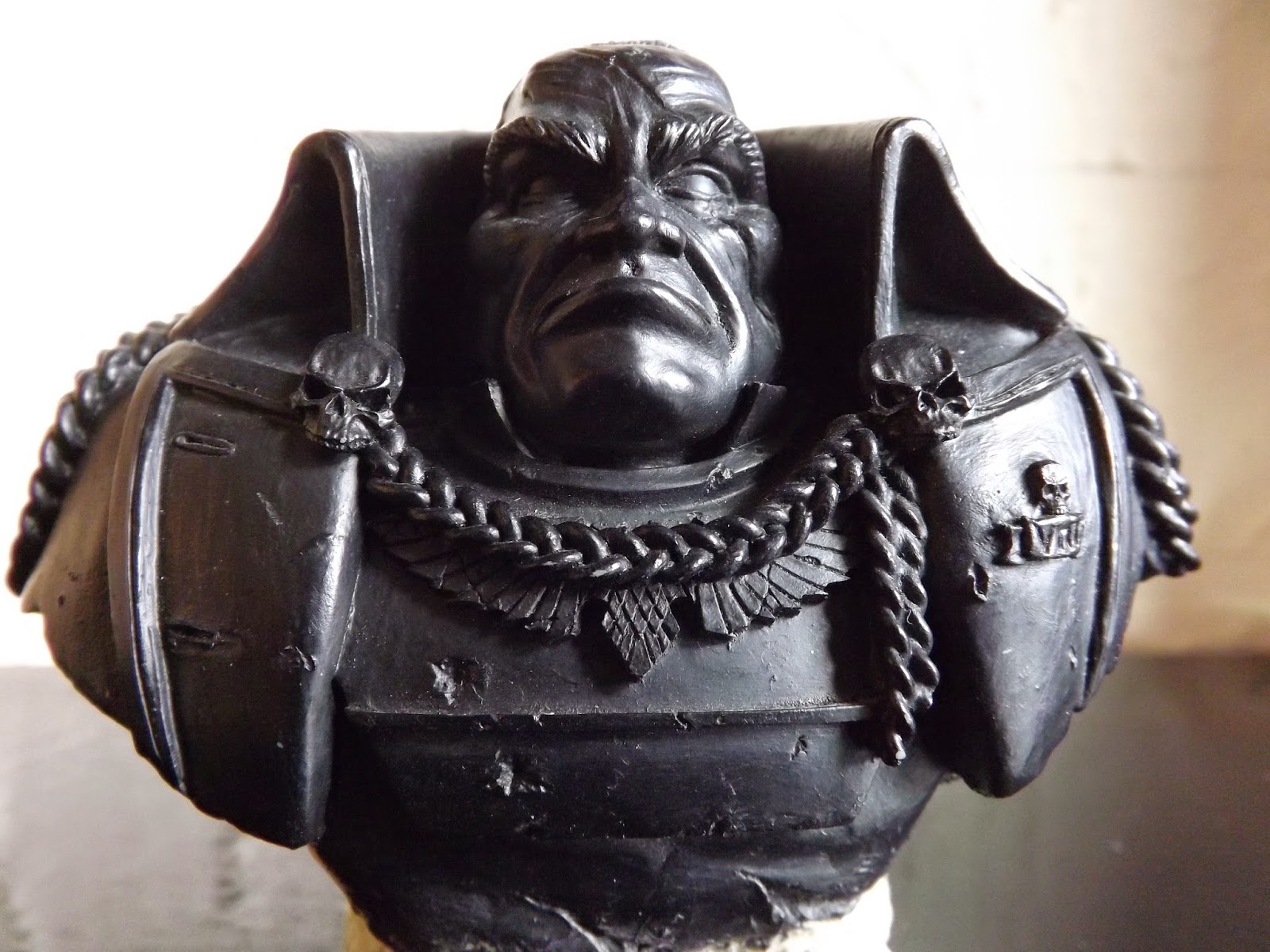Limited Edition Warhammer models: Busts and statue - Ursarkar Creed