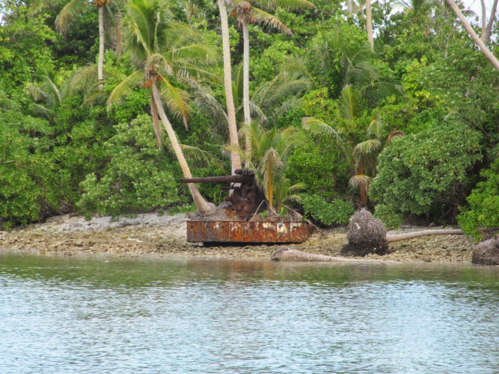 SAILING HELENA: Woleai atoll, Micronesia