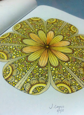 Kolorista: Yellow Flower Colouring Book