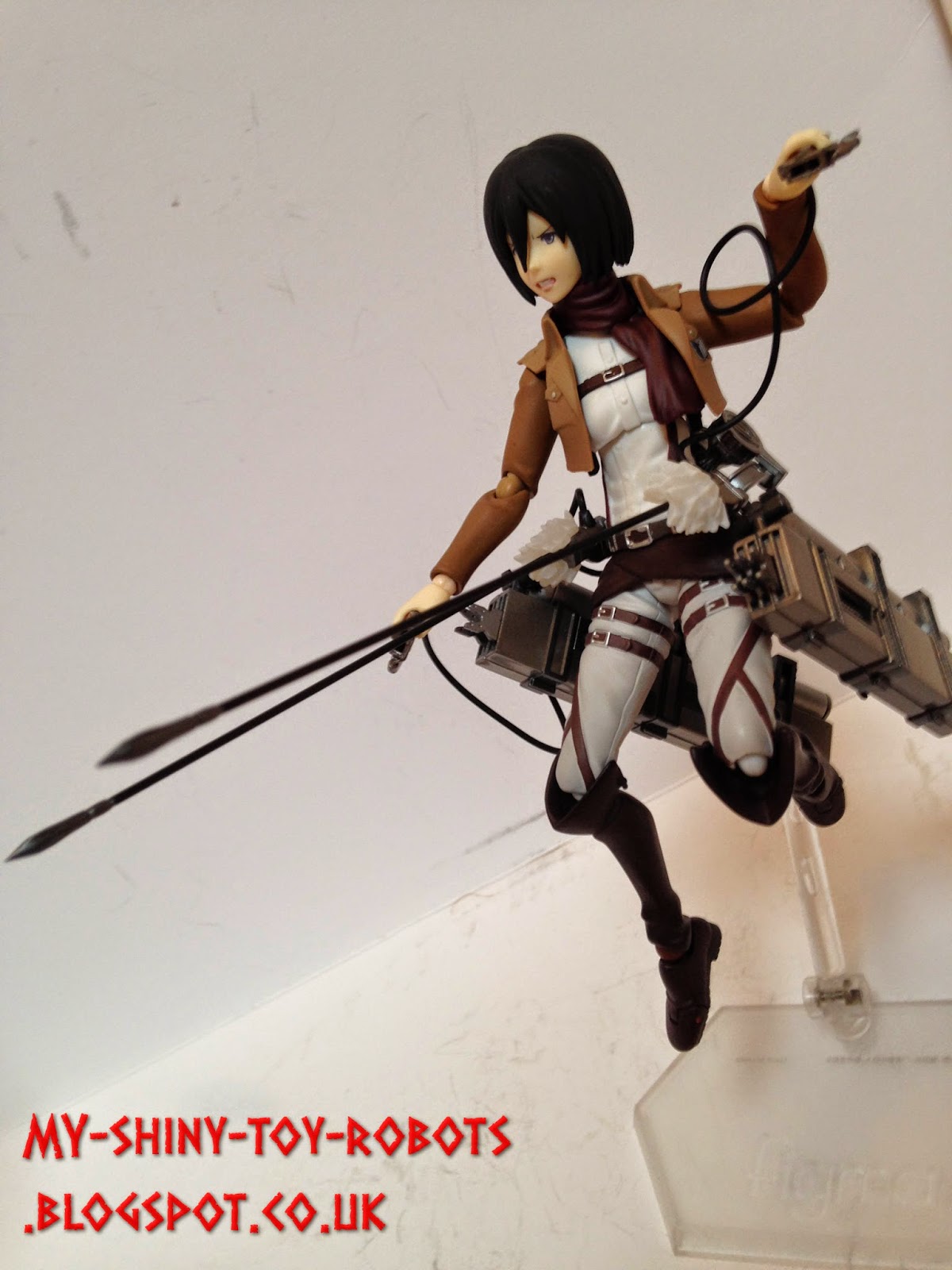 My Shiny Toy Robots: Toybox REVIEW: Figma Mikasa Ackerman