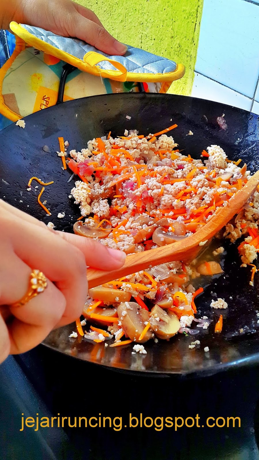 ! Elia : Short & Sweet !: Resepi Pasta Penne dengan Sos Ayam Cendawan