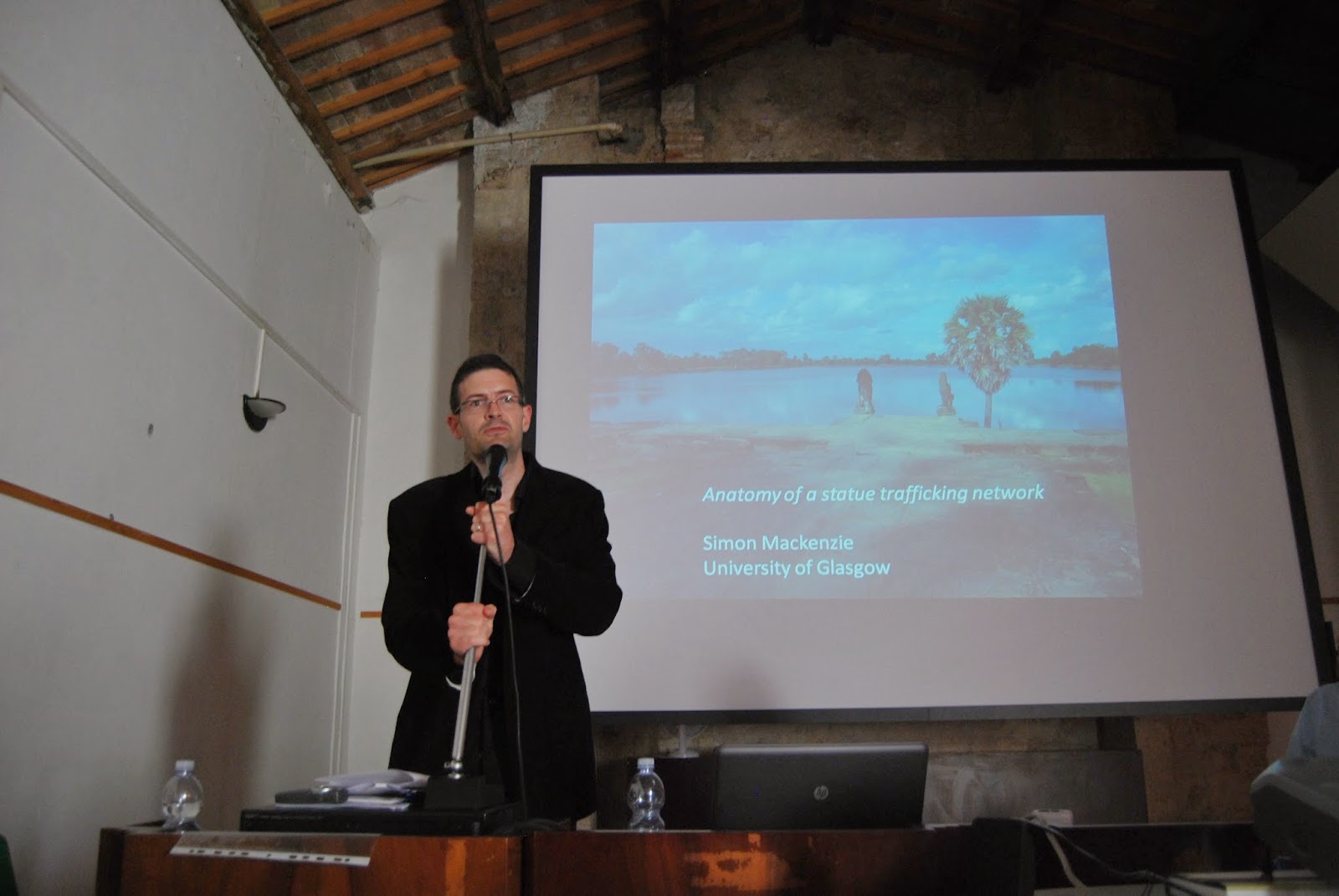 University of Glasgow's Simon MacKenzie received Eleanor and Anthony ...