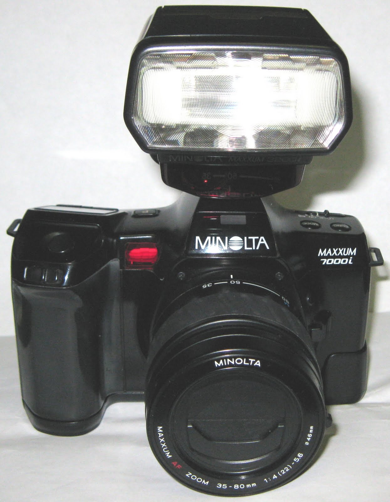 The Chens: The User's Review: Minolta Maxxum 7000i SLR Camera with ...