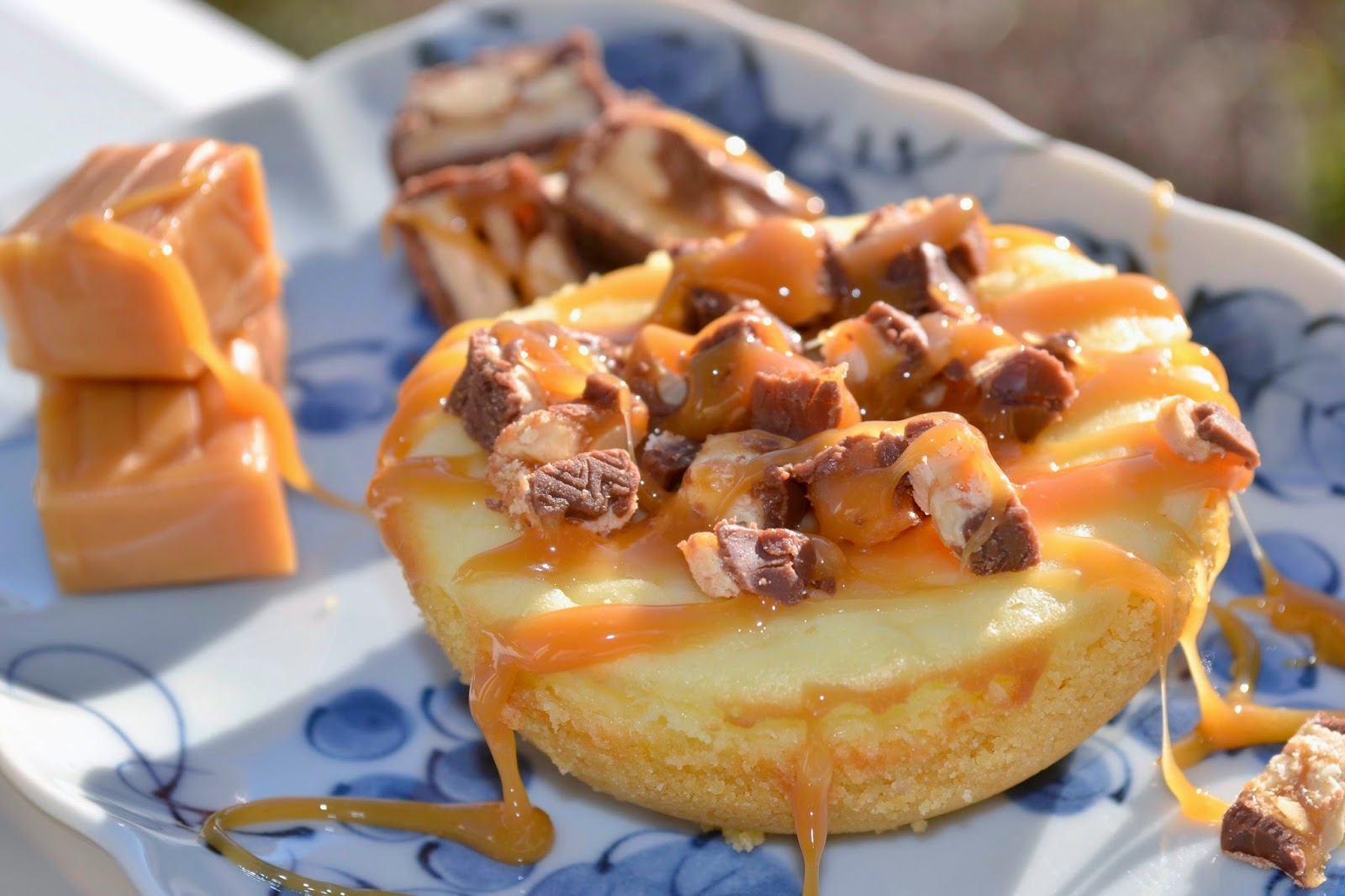 Sweet Morris: Snickers Caramel Cheesecake Minis