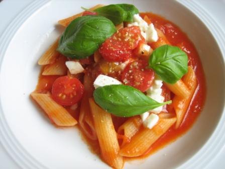 Penne alla caprese