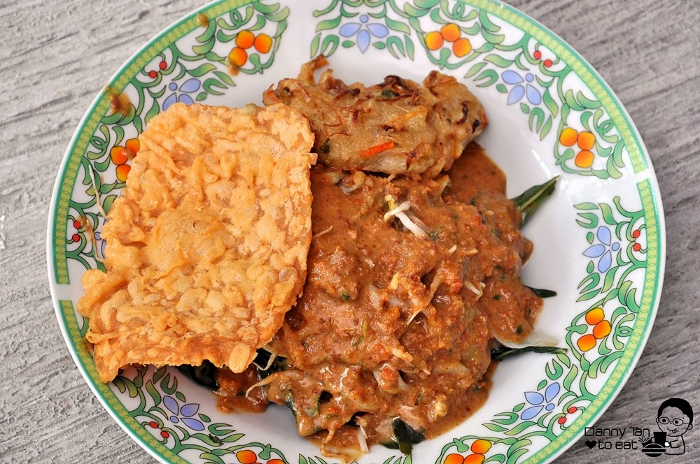 Pecel ~ DANNY LOVE TO EAT