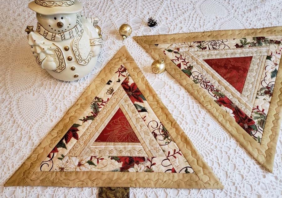 Sew Karen-ly Created...: Log Cabin Triangle Tree Placemats