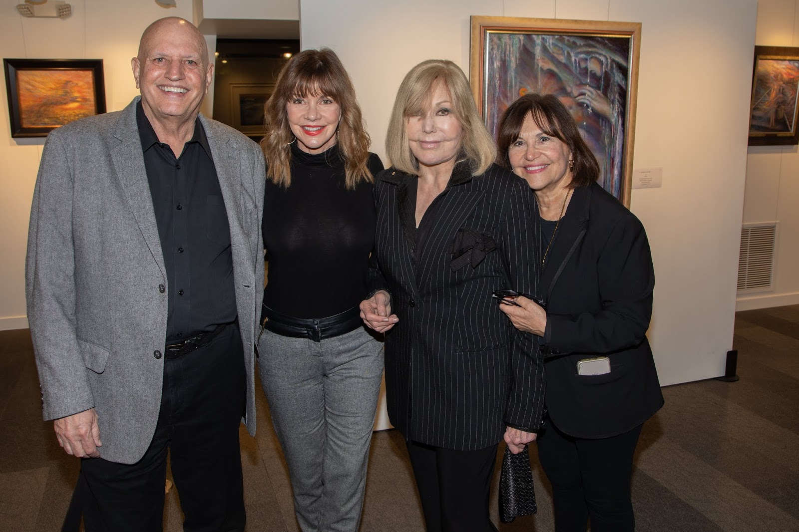 HOLLYWOOD SUE CAMERON: KIM NOVAK'S PRIVATE ART SHOW IN PALM SPRINGS