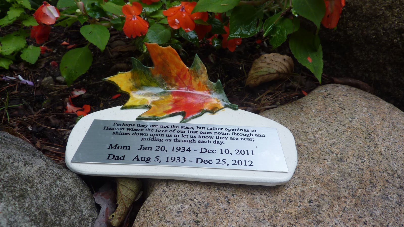 Odyssey Urns: Memorial Leaves in Fall Colors