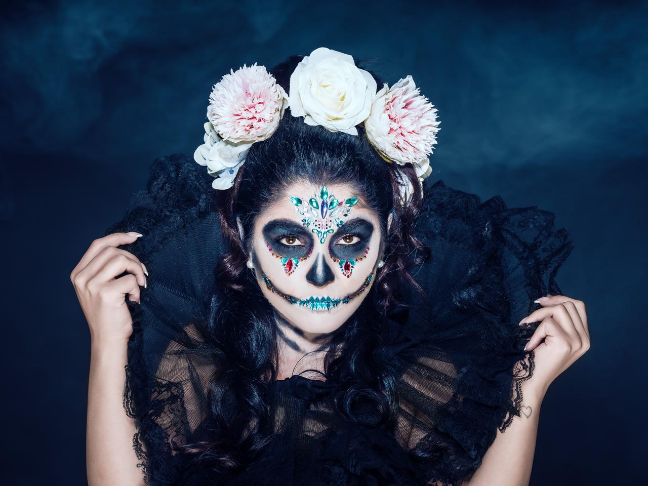 Banco de Imágenes Gratis: 21 postales de Catrinas coloridas en diversos ...