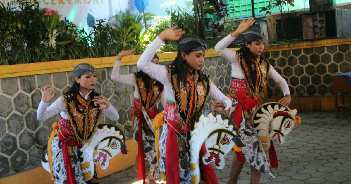 Tari Remong dan Jathilan Meriahkan Wisuda dan Pelepasan Siswa SMPN 1 ...