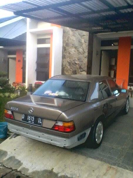 MOBIL BEKAS MURAH : Mercy 300E 1989 - BANDUNG - LAPAK MOBIL DAN MOTOR BEKAS