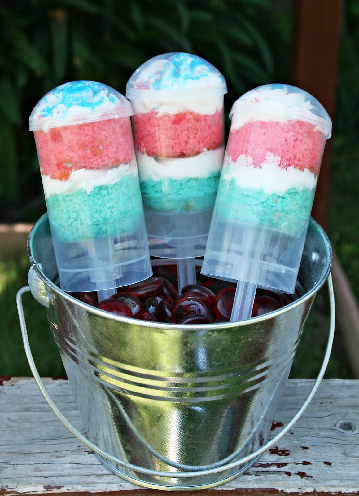 Love Your Mother: Patriotic Cake Push Pops