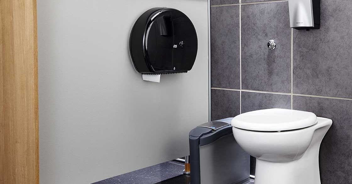 5 Washroom Cleaning hacks that will save you according to professionals!