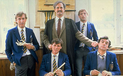 Um pouco mais do grupo: Monty Python - DVD, sofá e pipoca