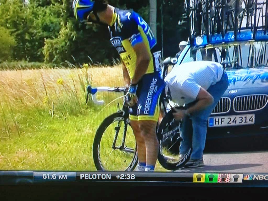 Male desperation, peeing, and wetting