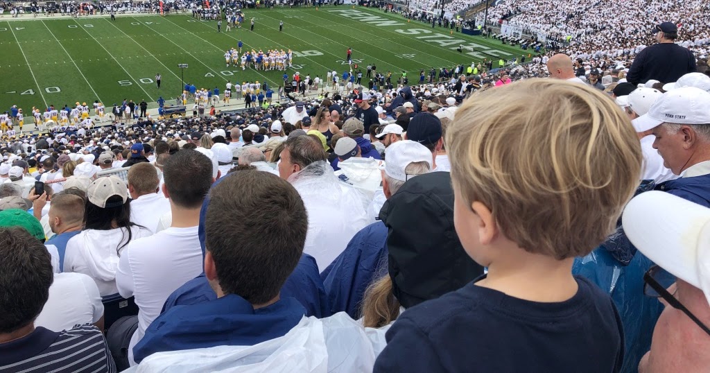 Christina Lea Loves : Penn State vs. Pitt Christina Lea Loves : Penn State vs. Pitt
