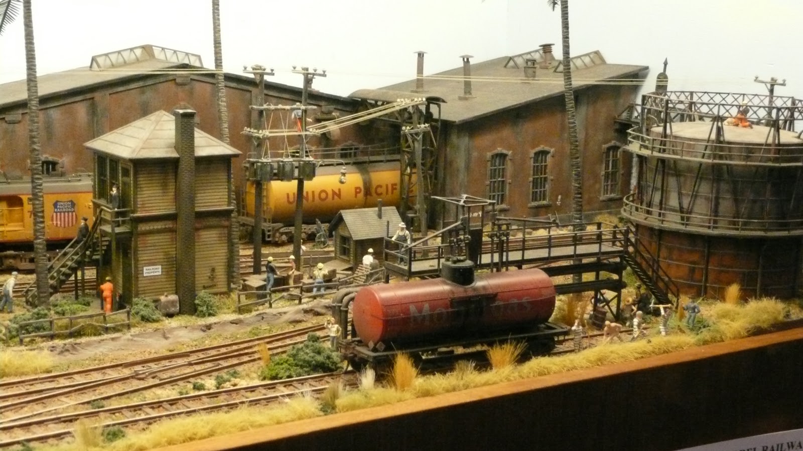 HO Scale Model Railroading in the UK