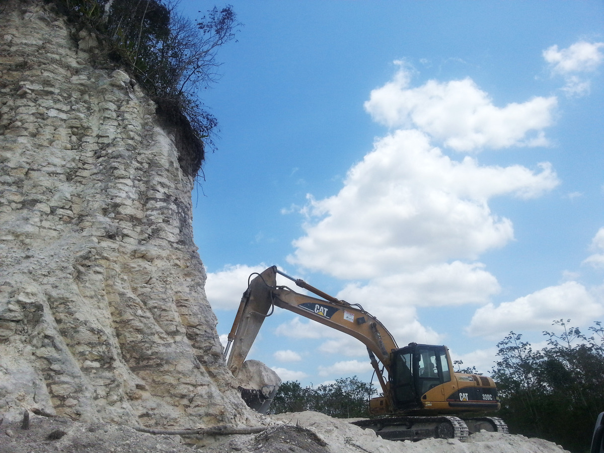 White Wolf : Builders bulldoze one of largest Mayan pyramids in Belize