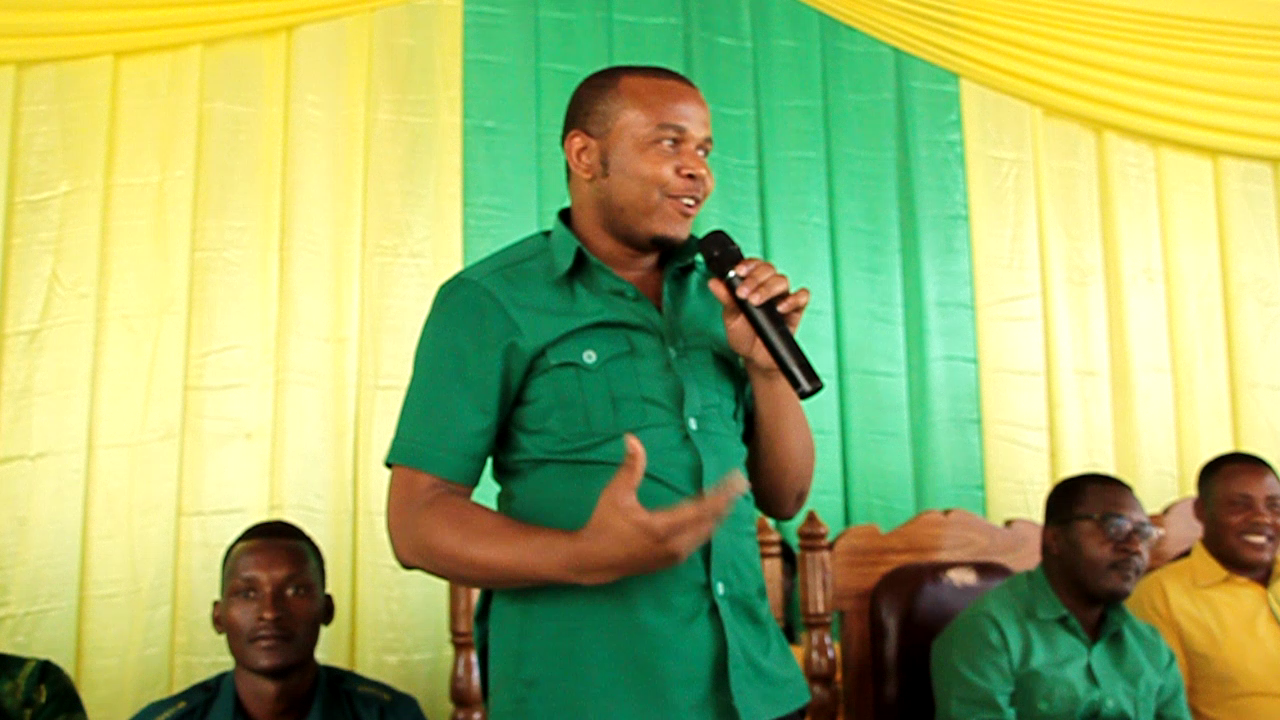 MWENYEKITI UVCCM TAIFA KHERI JAMES AONYA VITENDO VYA RUSHWA KUELEKEA ...