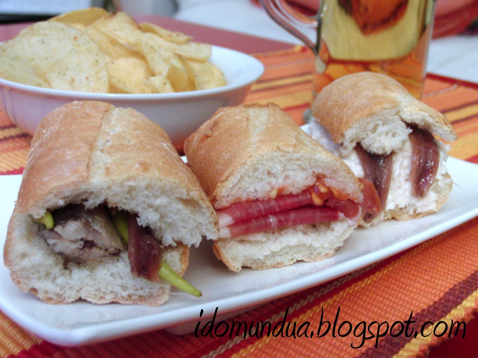 idomundua: MONTADITOS (I)